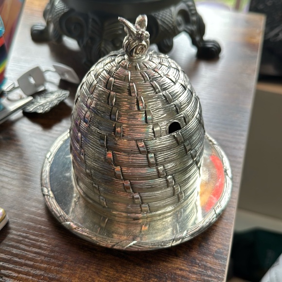 corbell & co | Kitchen | Corbell Co Silverplate Beehive Honey Pot Jar ...
